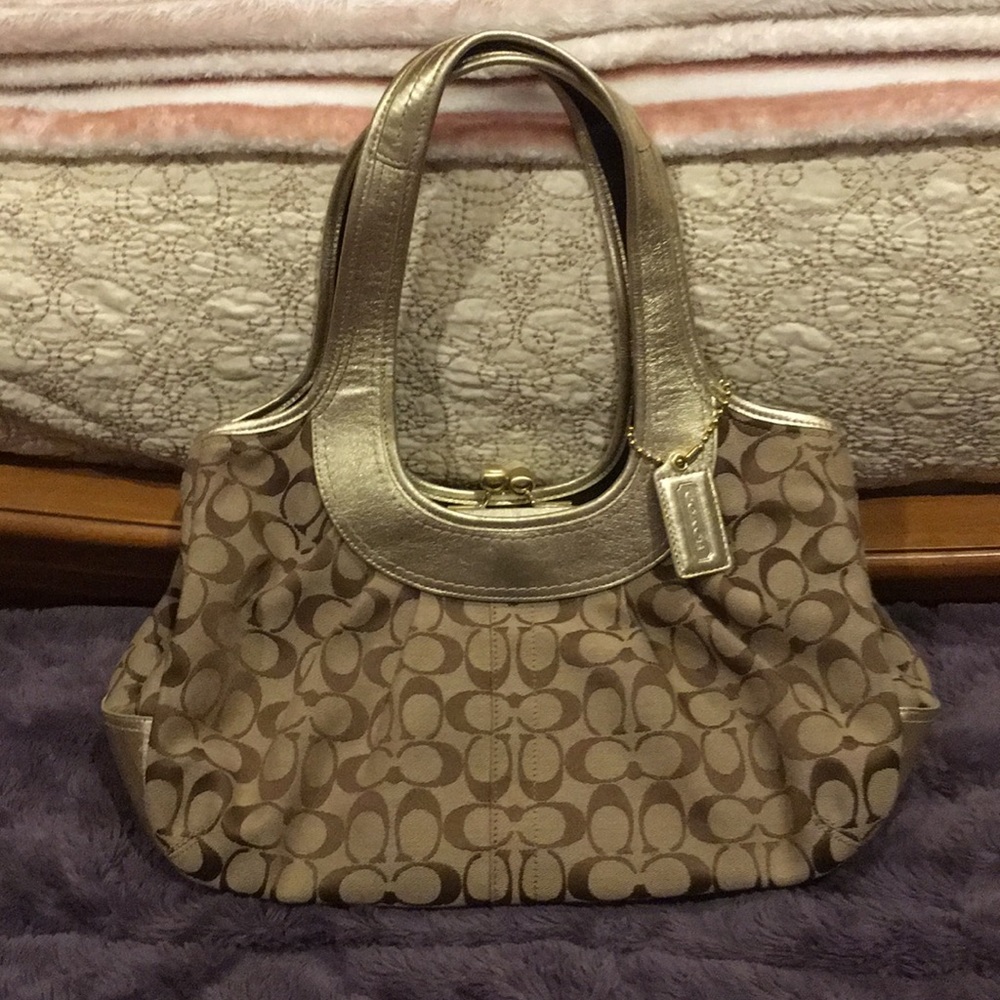 Authentic Coach Bag. - Gem